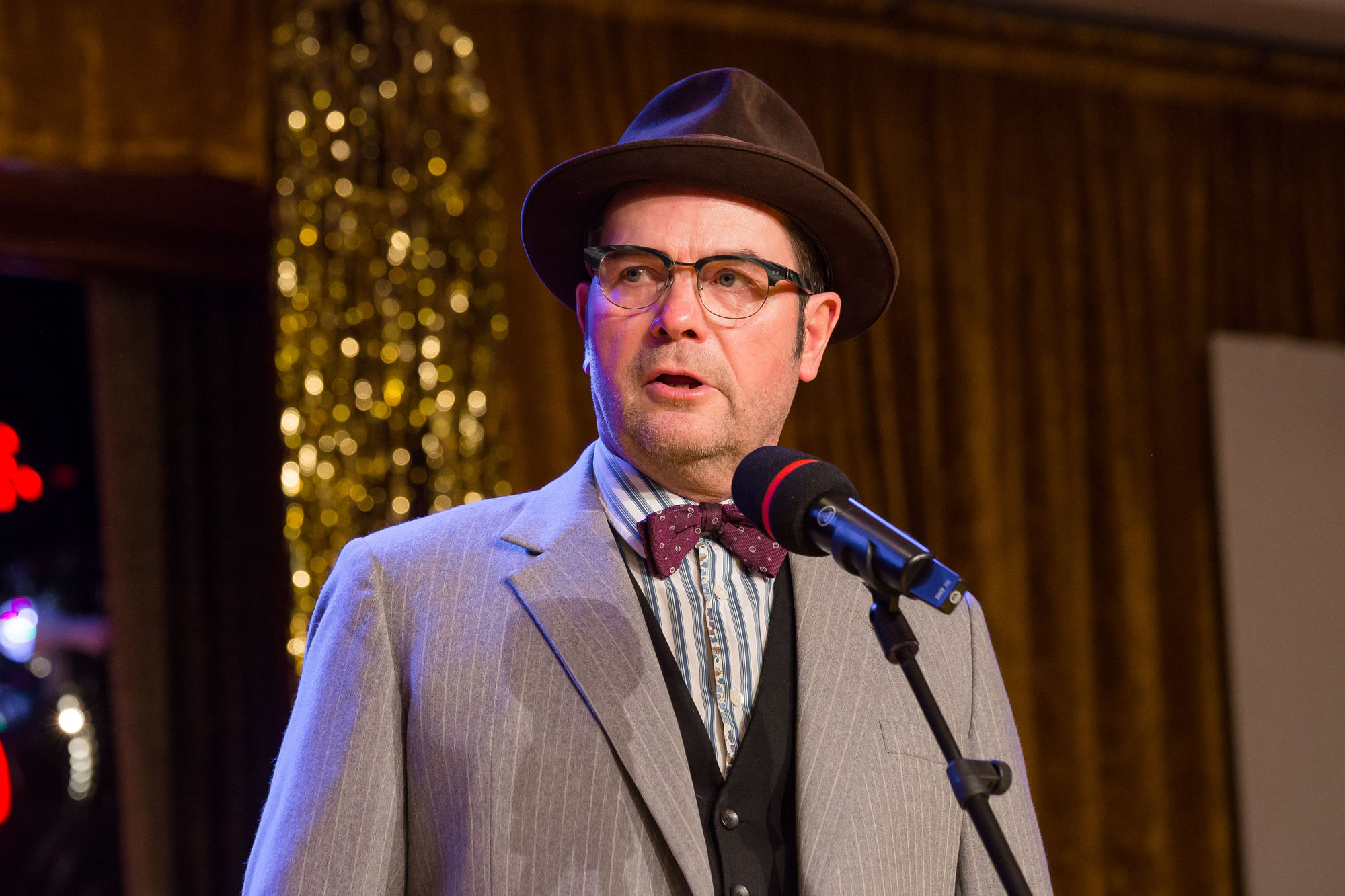 Singender Prinz rockt den Saal in Hollage - Wallenhorst aktuell